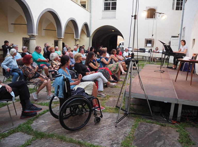 Der schlimme Bub und sein Souffleur, oder vom heiligen Zorn des ...